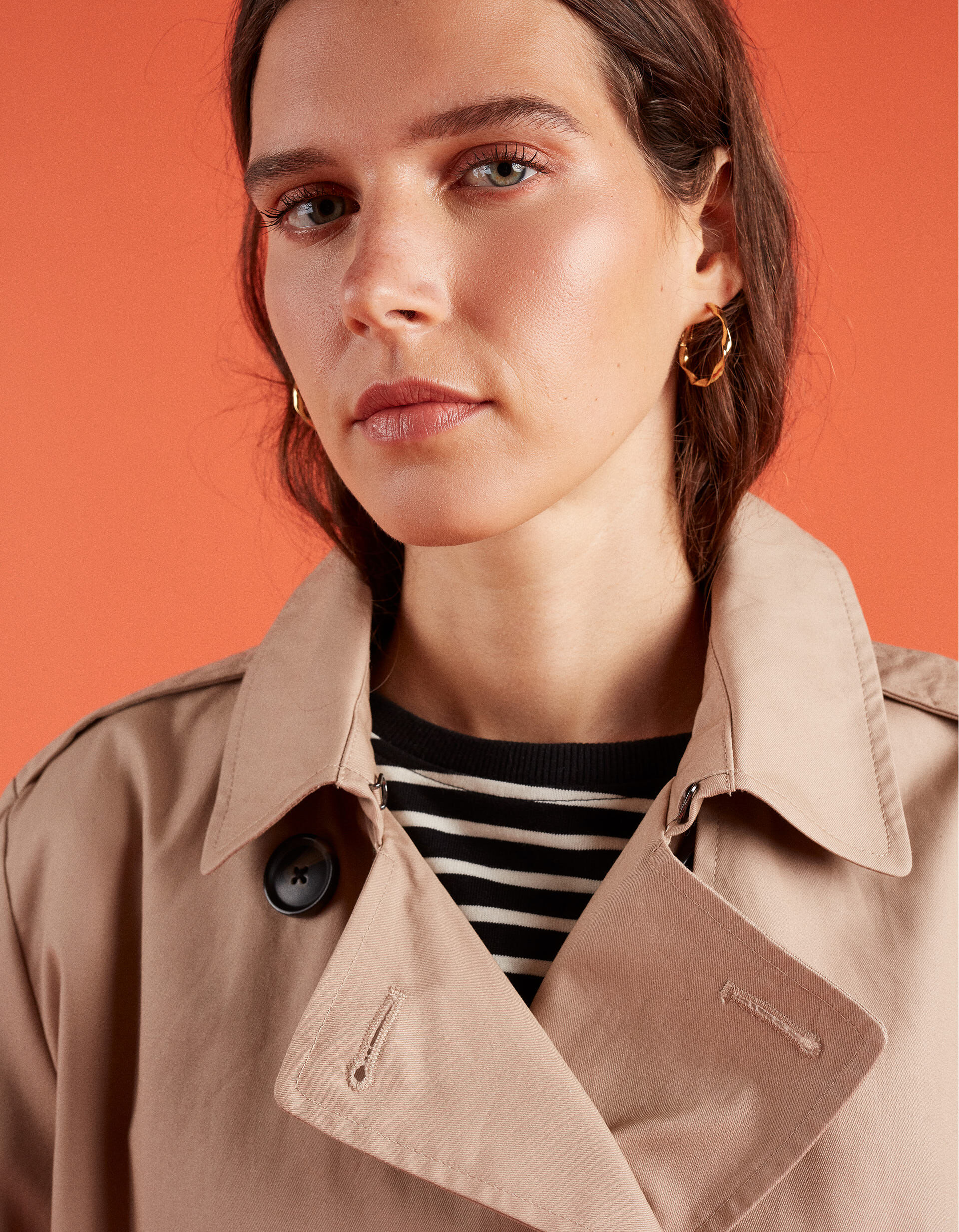 Gabardine, Mulher, Bege Escuro | MO Online