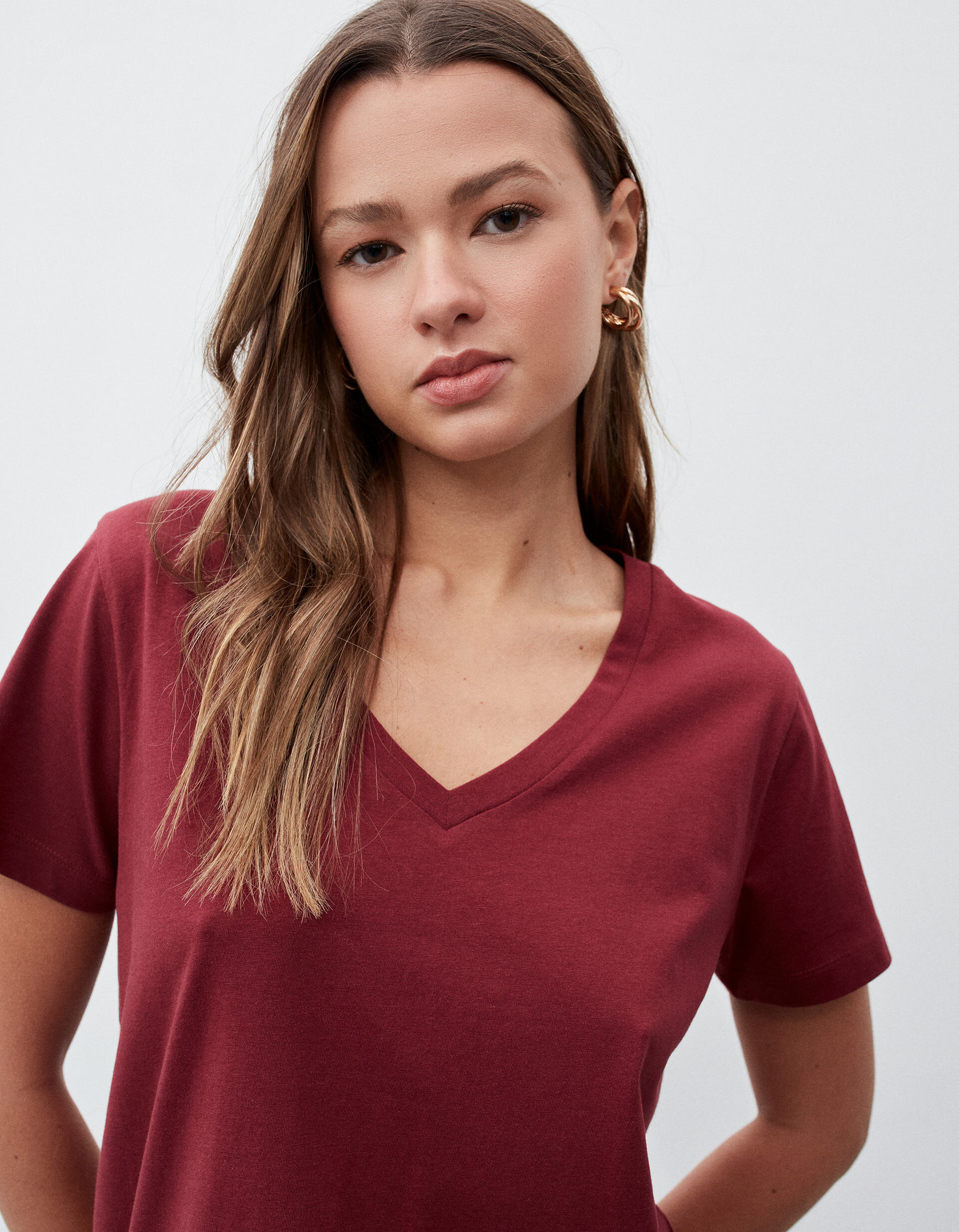 V-neck T-shirt, Woman, Dark Red | MO Online