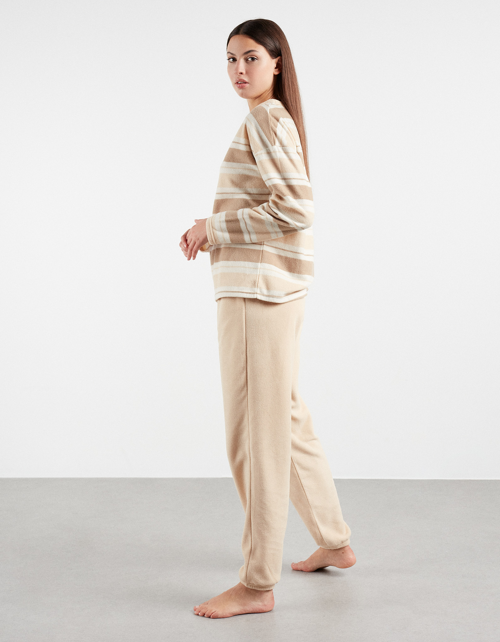 Striped Polar Pajamas, Women, Beige | MO Fashion