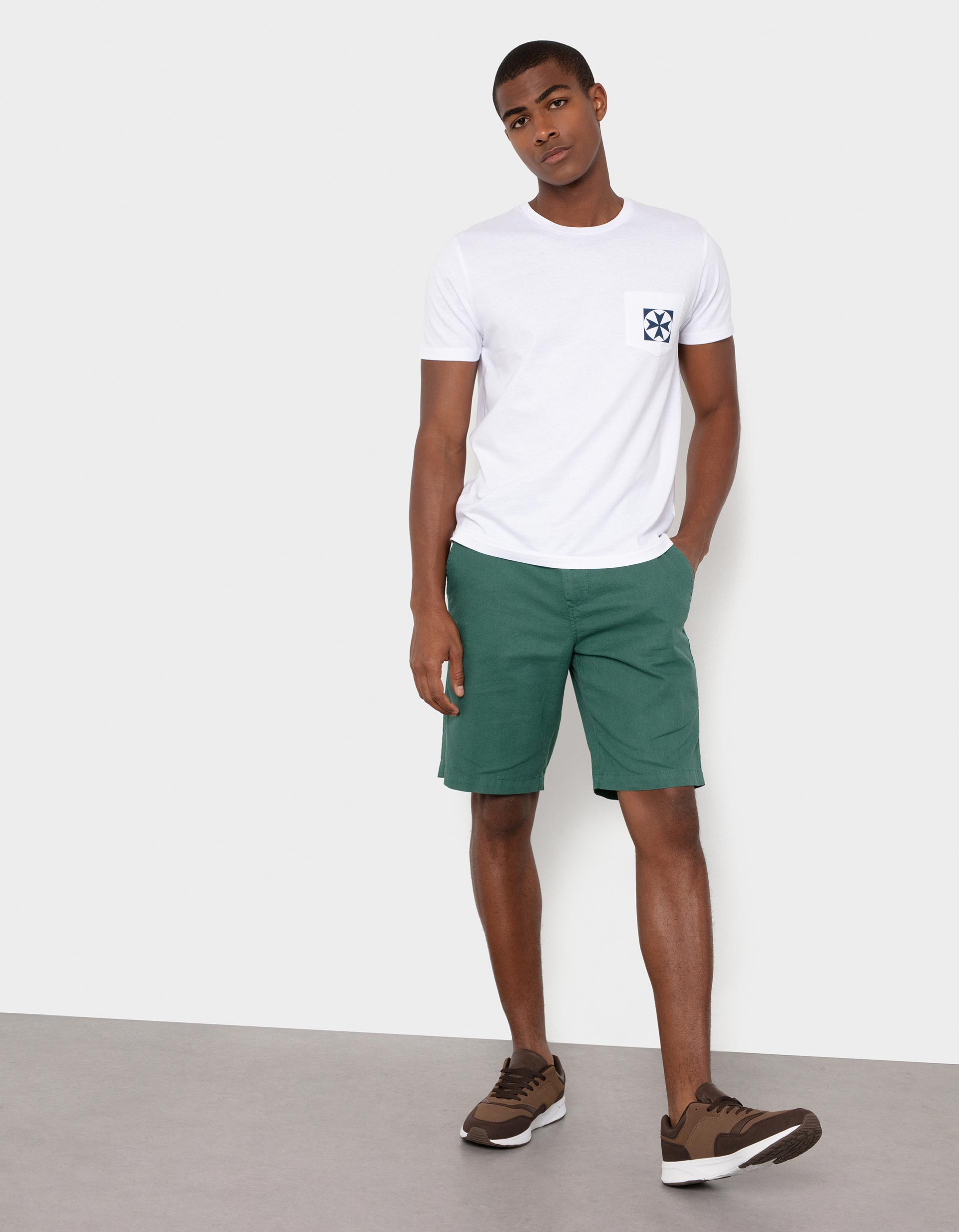 Calções com Linho, Homem | MO Online