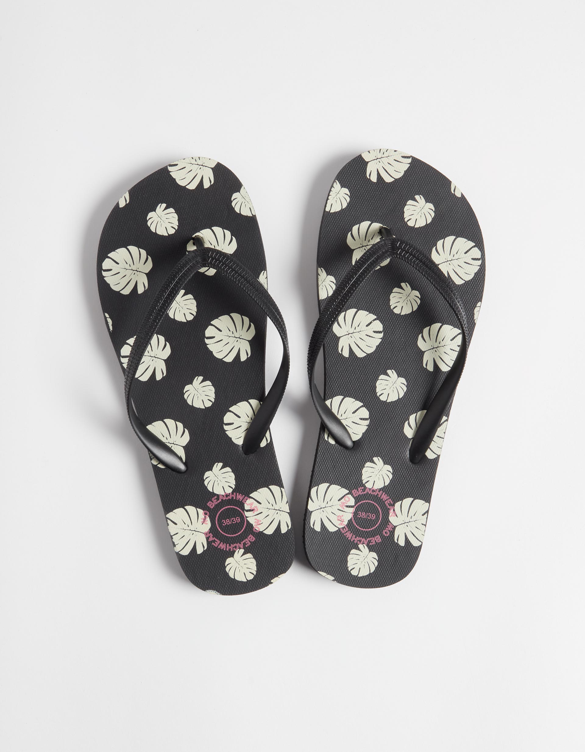 Chinelos de Praia Estampados, Mulher, Preto | MO Online